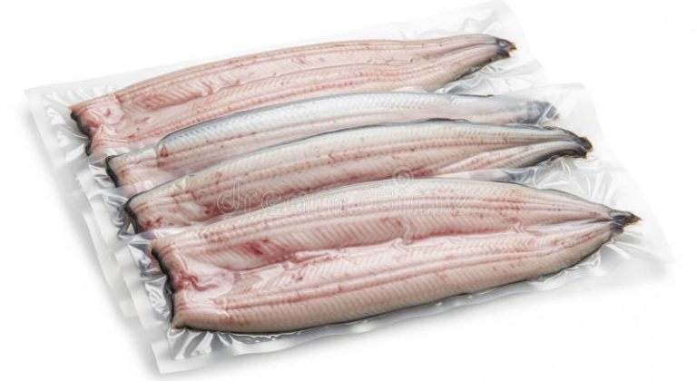 Geräuchertes Aalfilet (vakuumverpackt) - JSC Nova Chicken